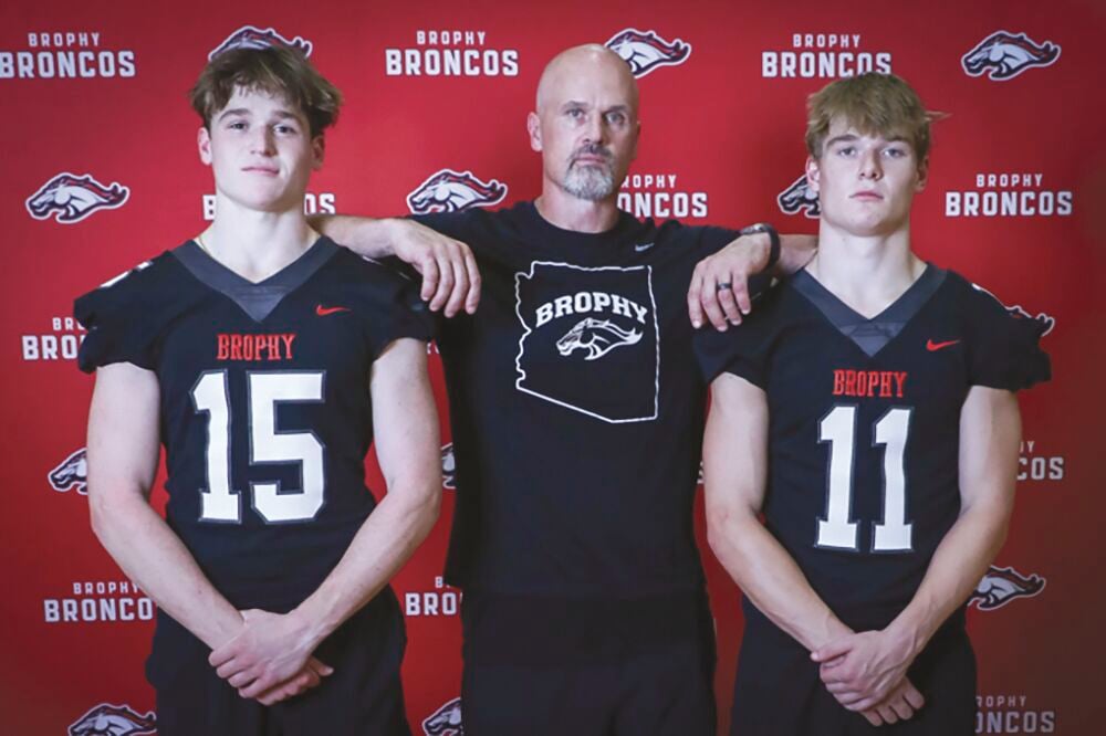 Ahwatukee twins aim to follow their ex-NFL dad | Sports | ahwatukee.com