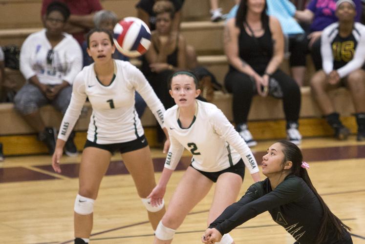 Girls volleyball: Basha overcomes mistakes to top Pride | Sports ...