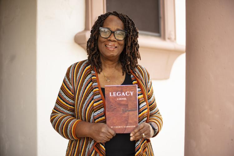 Life coach reinvents herself as a novelist | News | ahwatukee.com