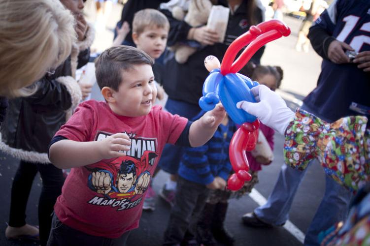 Santa's Back | Latest Slideshows | ahwatukee.com