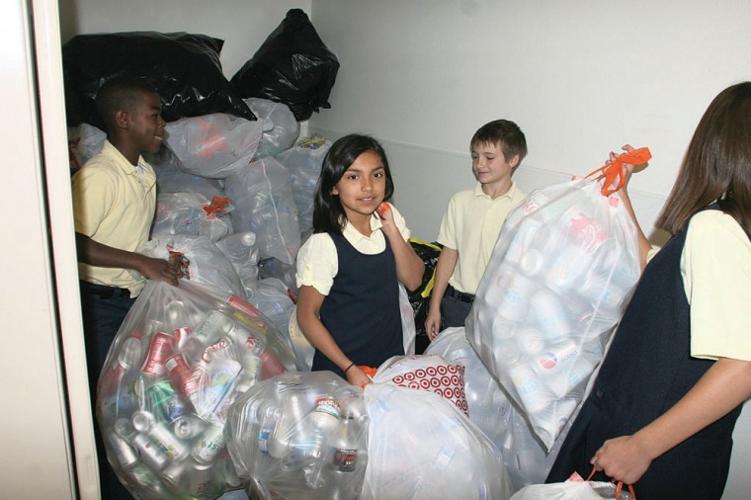 Earth Crew celebrates Earth Day a little early | Community Focus ...