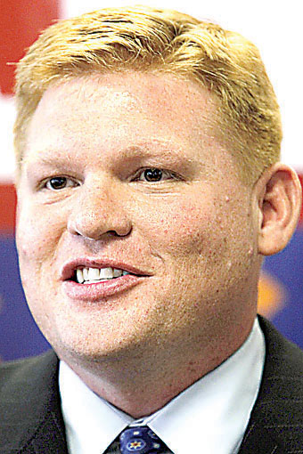 GOP contender stumps in Sun City | Valley And State | ahwatukee.com