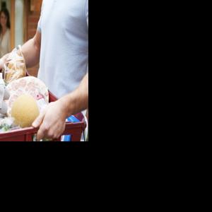 Shopping and home-delivery service opens in one Ahwatukee ZIP code ...