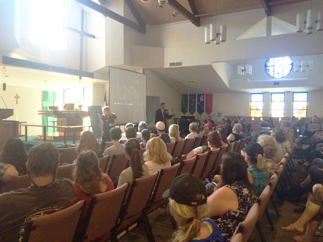 Crowd shows up for Sunday’s inaugural Salt River Horse Town Hall ...