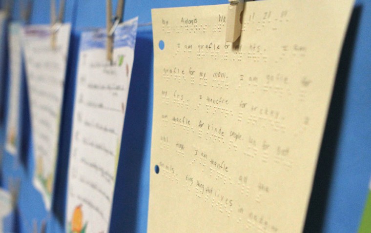 Ahwatukee student adjusting rapidly at Milenio after losing sight ...