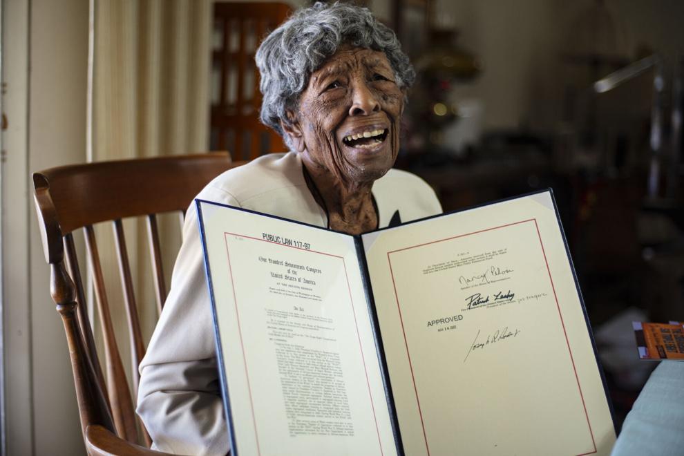 Tempe veteran, 104, served with honor in WWII | News | ahwatukee.com