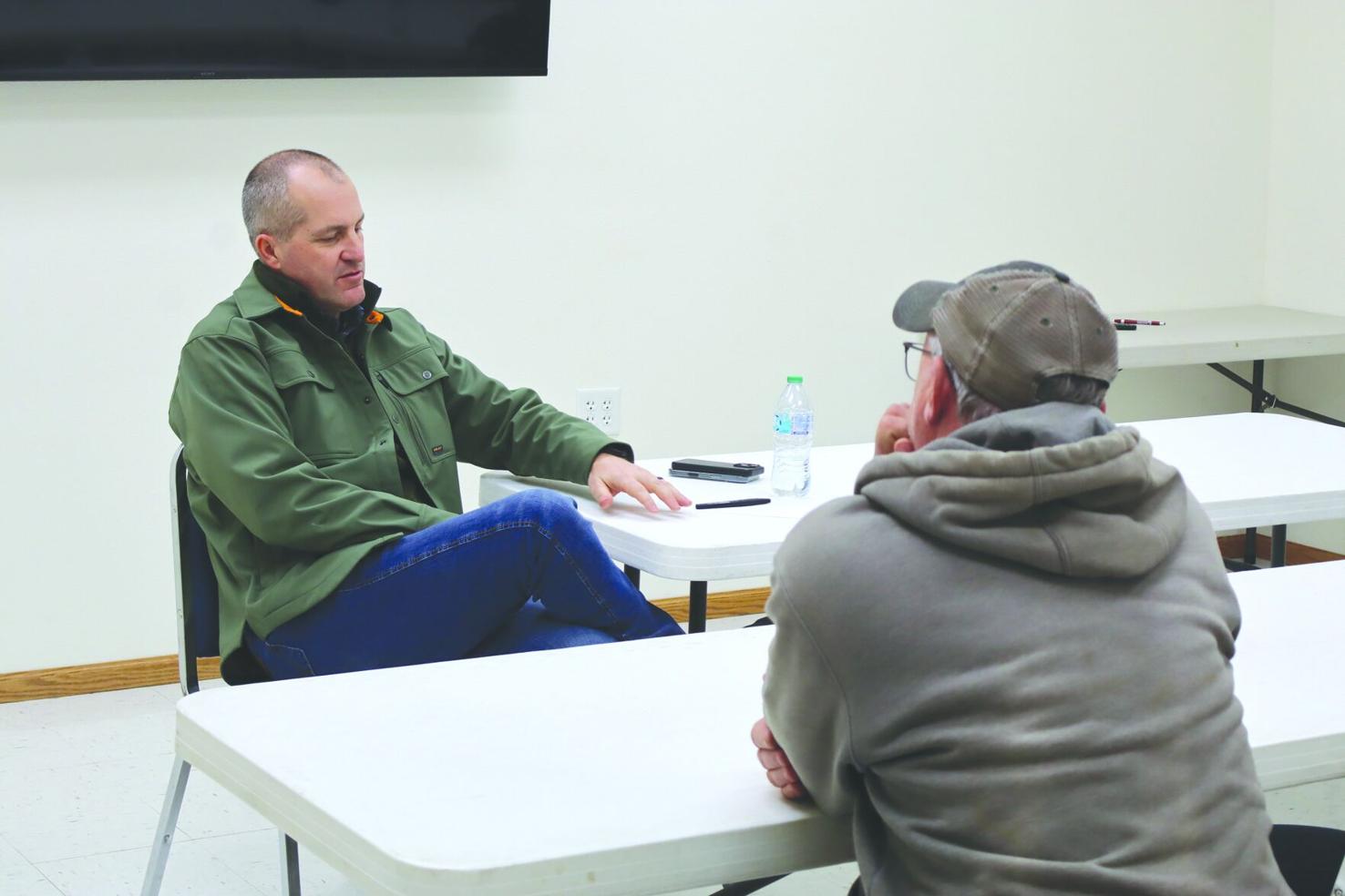 Iowa Ag Secretary drops by Albia | News | albianews.com