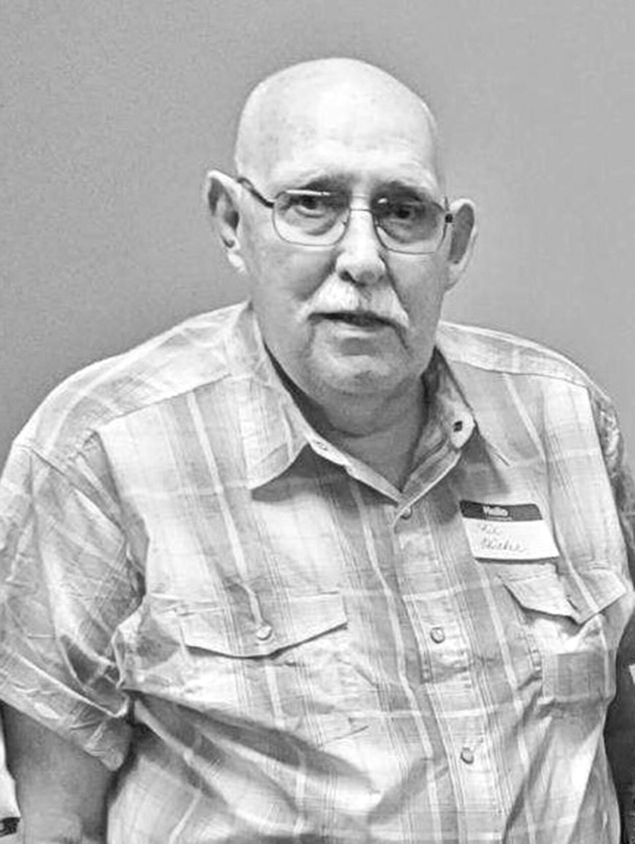 Philip E. Whicker | Obituaries | albianews.com