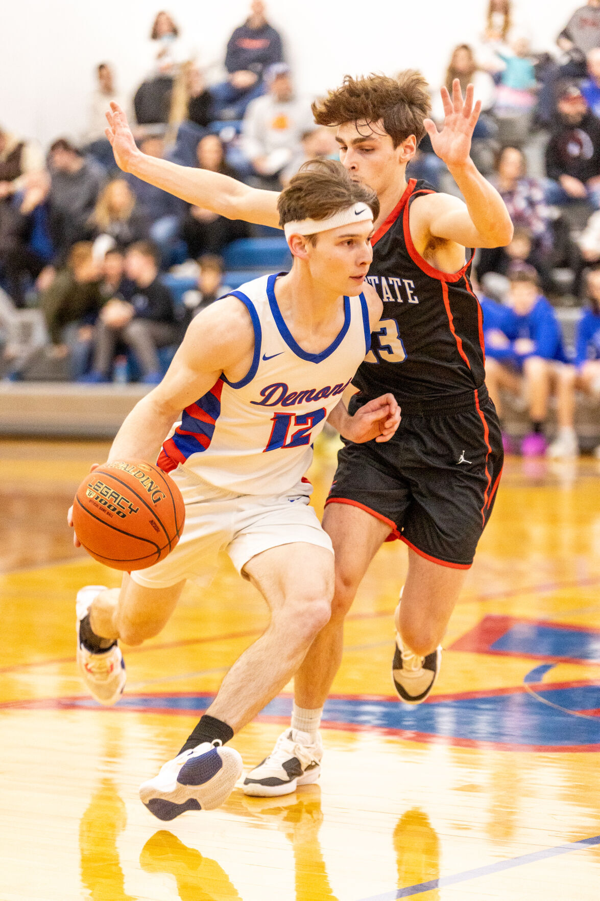 Demons protect home court, blitz Roadrunners | Sports | albianews.com