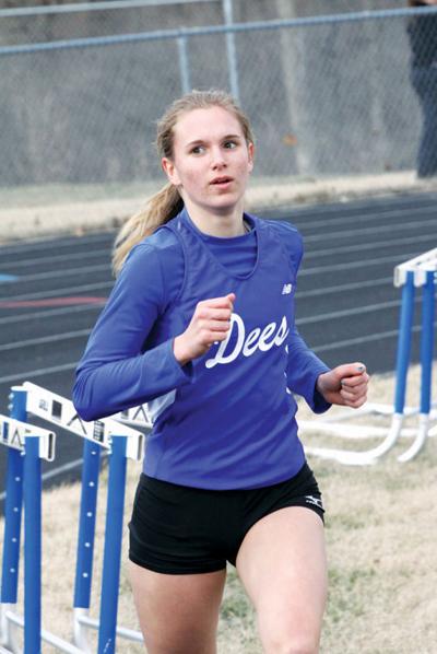 Dees finish third at Davis Co. meet | Sports | albianews.com