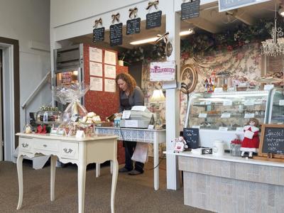 Nightingale Bakery brings pastries from the French Riviera to Albia ...