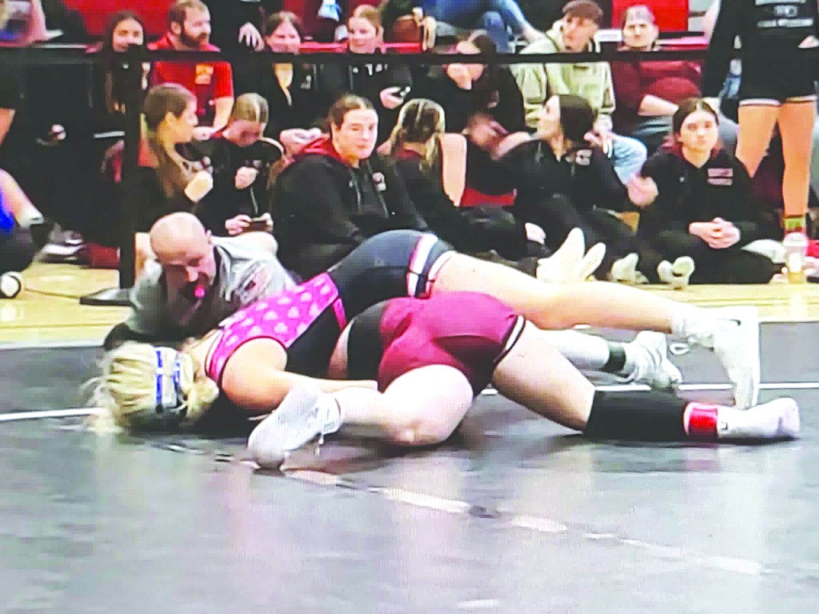 Two Mohawk seniors hit the mats at ADM | Moravia | albianews.com