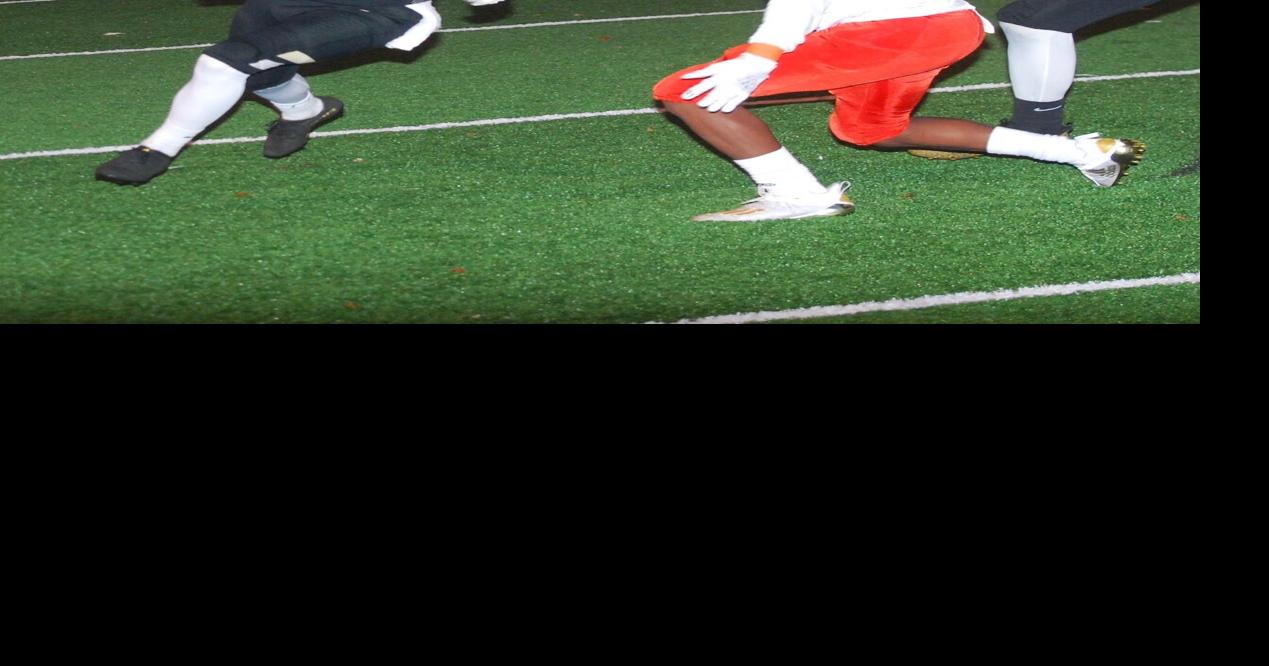 Hake busy this fall with football, soccer | | alliednews.com