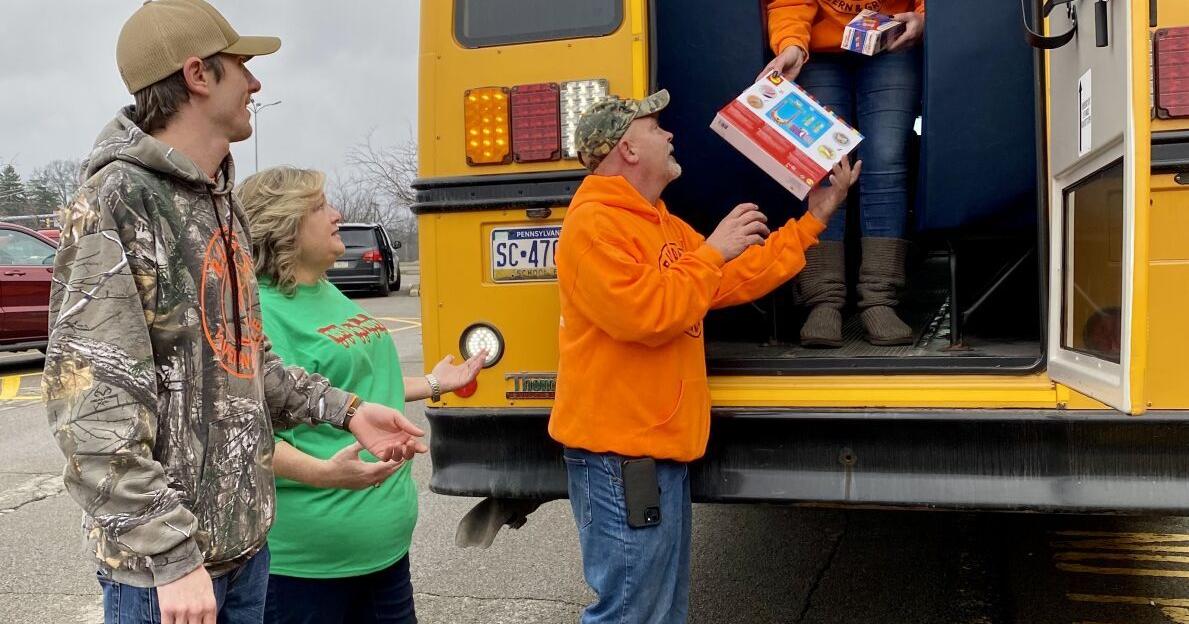 Rudy's Toy Fest packs bus with bikes, games, dolls and toys | News ...