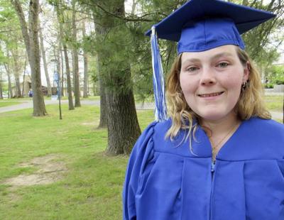 BC3 student graduates 23 days after life-saving liver donation to mom ...