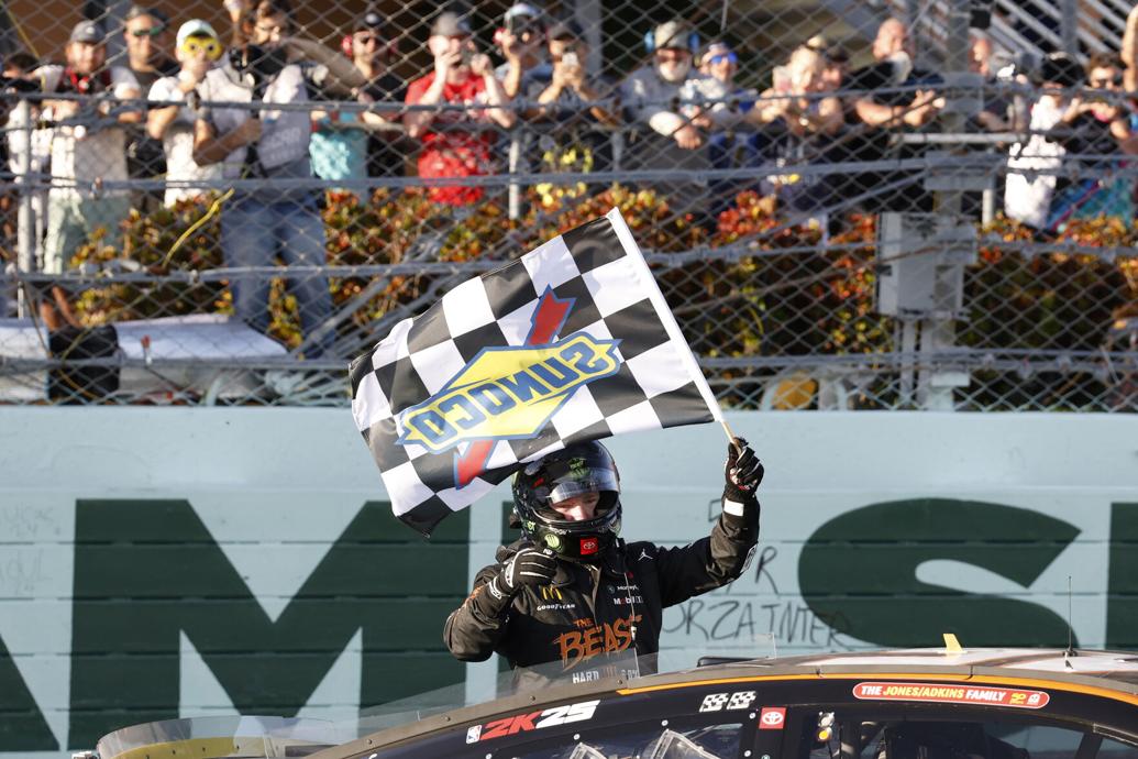 The Checkered Flag: Marks wins final Sprint Car race in Pa.; New Sprint ...