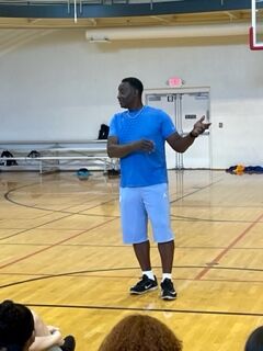 Micah Moon speaks at YMCA Youth Basketball Camp | Sports | altavistajournal.com