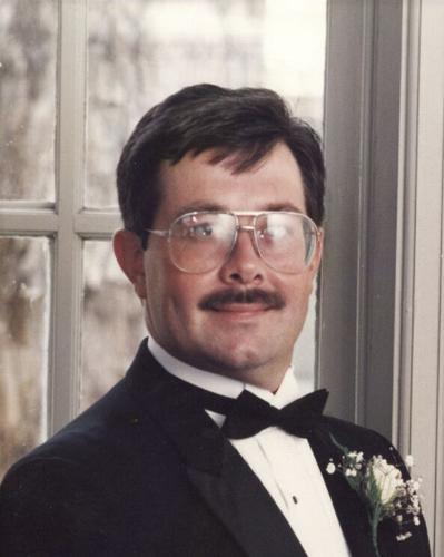 Alex Moore, Jr. | Obituaries | altavistajournal.com