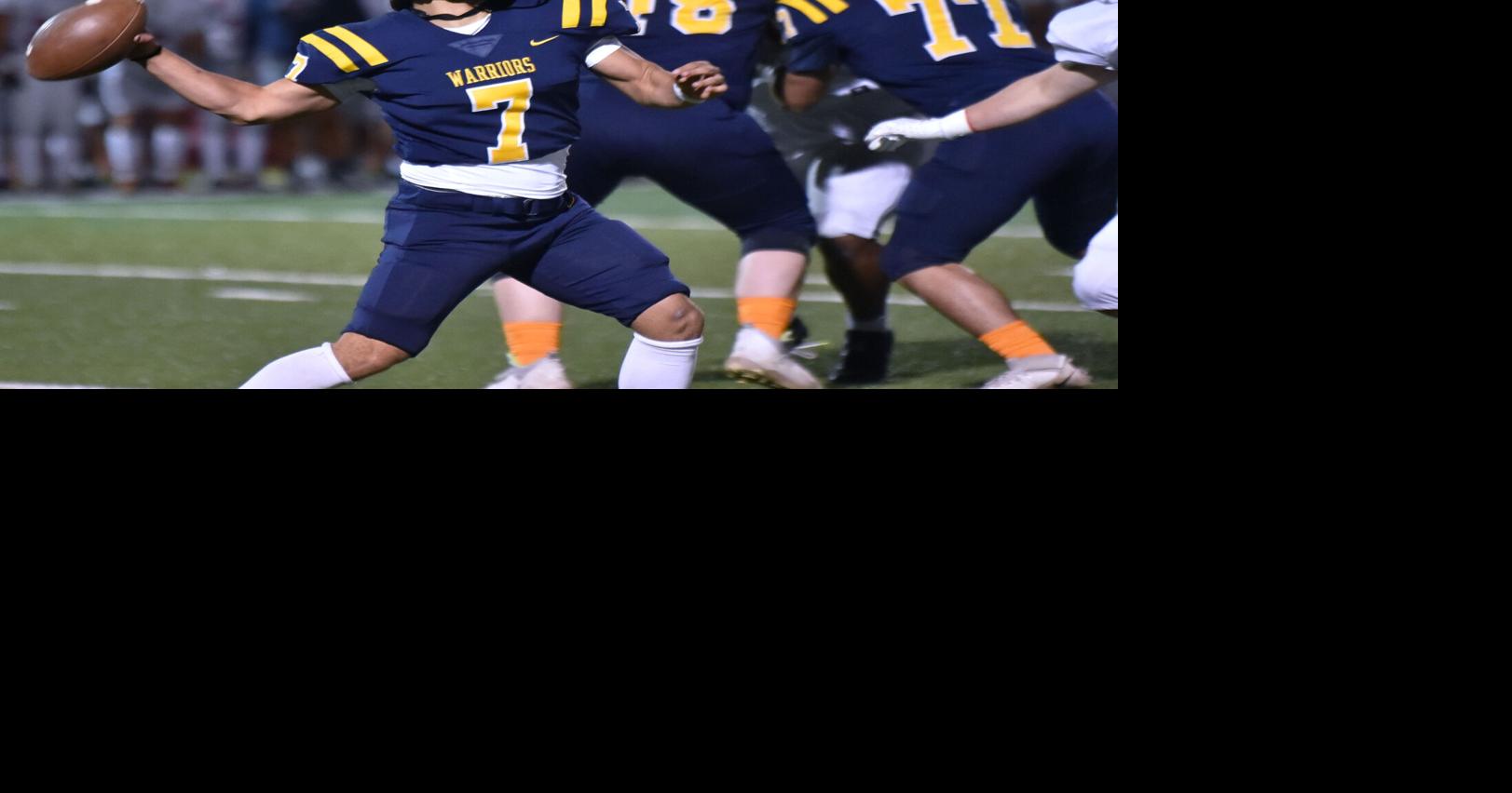 SLIDESHOW: Andover Football vs Central | Gallery | andovertownsman.com