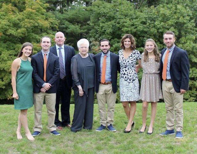 Fabulous Farnhams: Size no obstacle for one of state's legendary ...