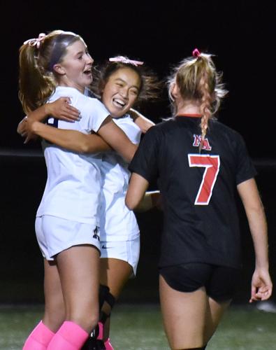 SLIDESHOW: Andover Girls Soccer Action | Gallery | andovertownsman.com