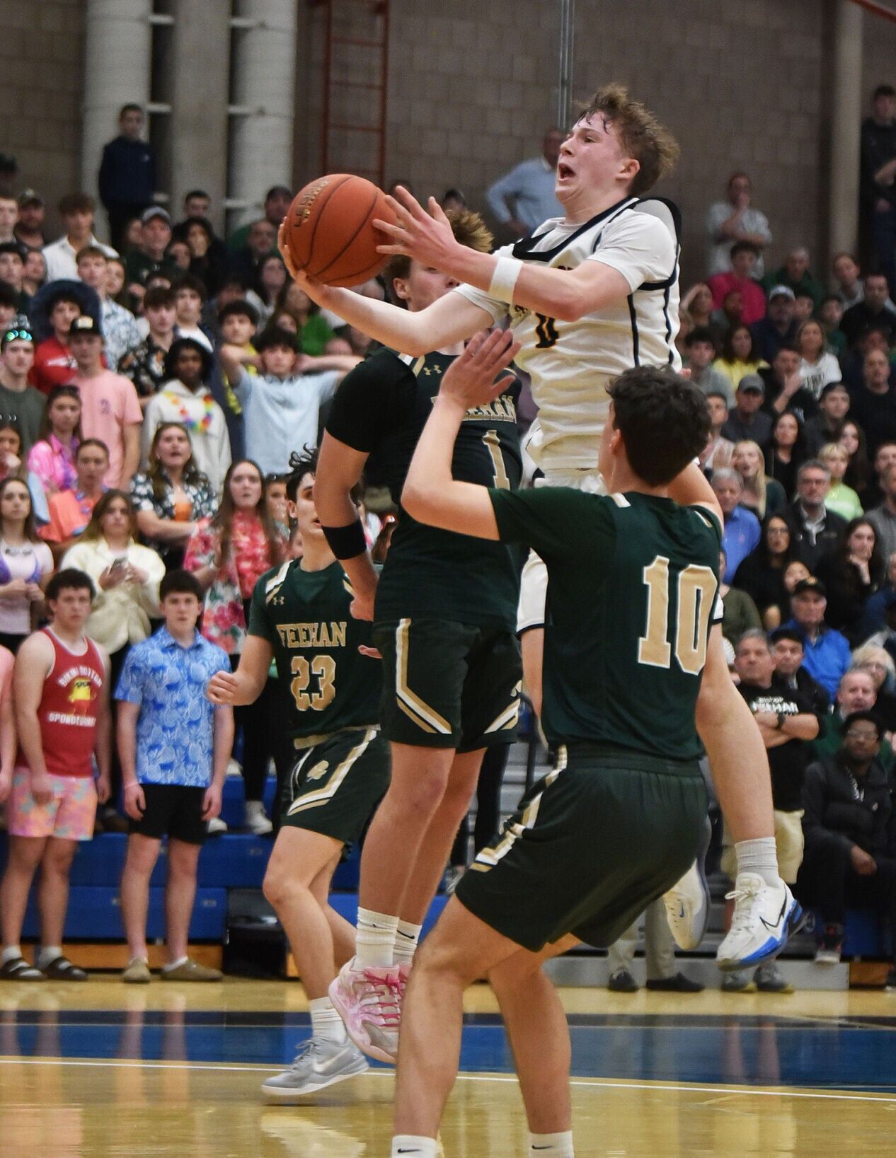 Roux honored with co-player of the year award | Sports ...