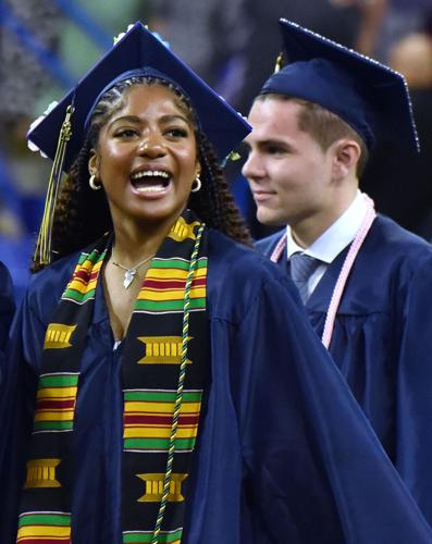 SLIDESHOW: Andover High Graduation | Gallery | andovertownsman.com