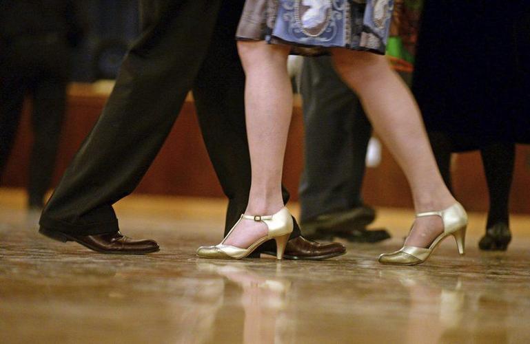 Dancing fun at the Holiday Ball | Townspeople | andovertownsman.com