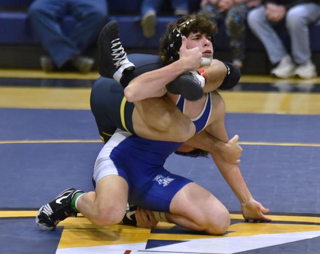 PHOTO SLIDESHOW: Andover Defeats Methuen in Wrestling | Gallery ...