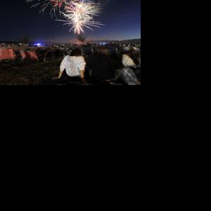 Select Board votes to keep July 4 fireworks | News | andovertownsman.com