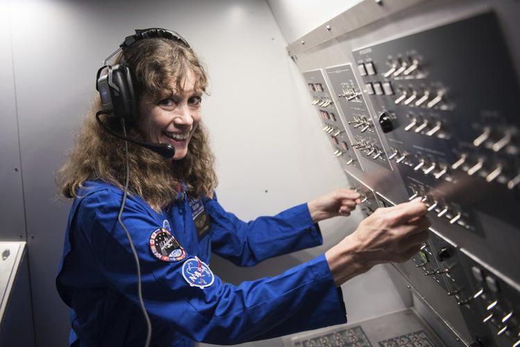 Andover woman attends Space Camp for teachers | Townspeople ...