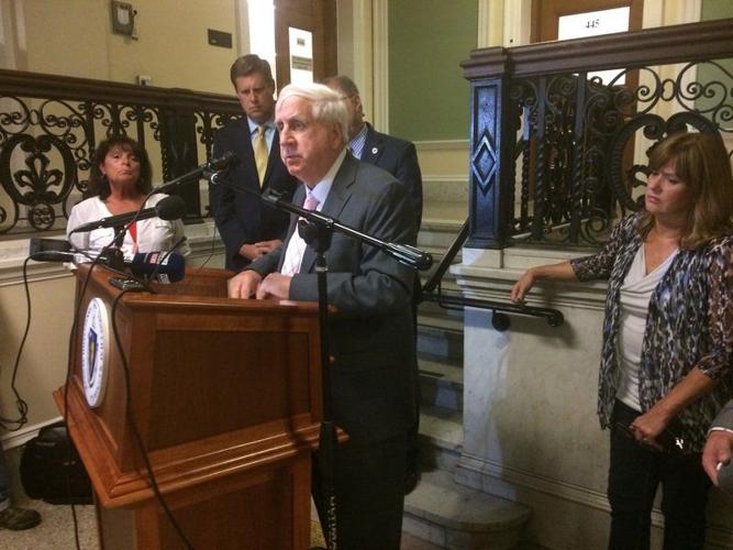 Conservatives lament loss of Jim Lyons | News | andovertownsman.com