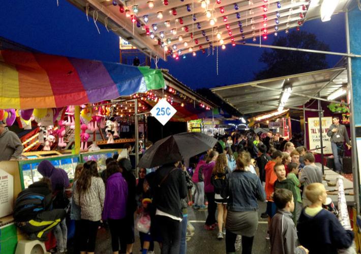 Clown Town lights up with fun | Local News | andovertownsman.com