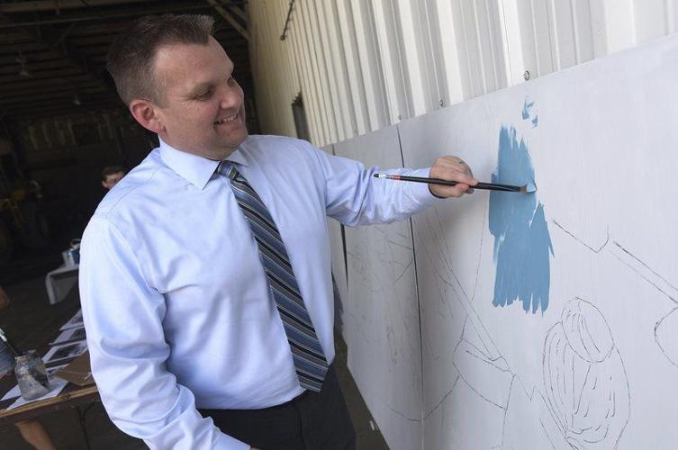 Moveable mural to display town's history, icons | News ...