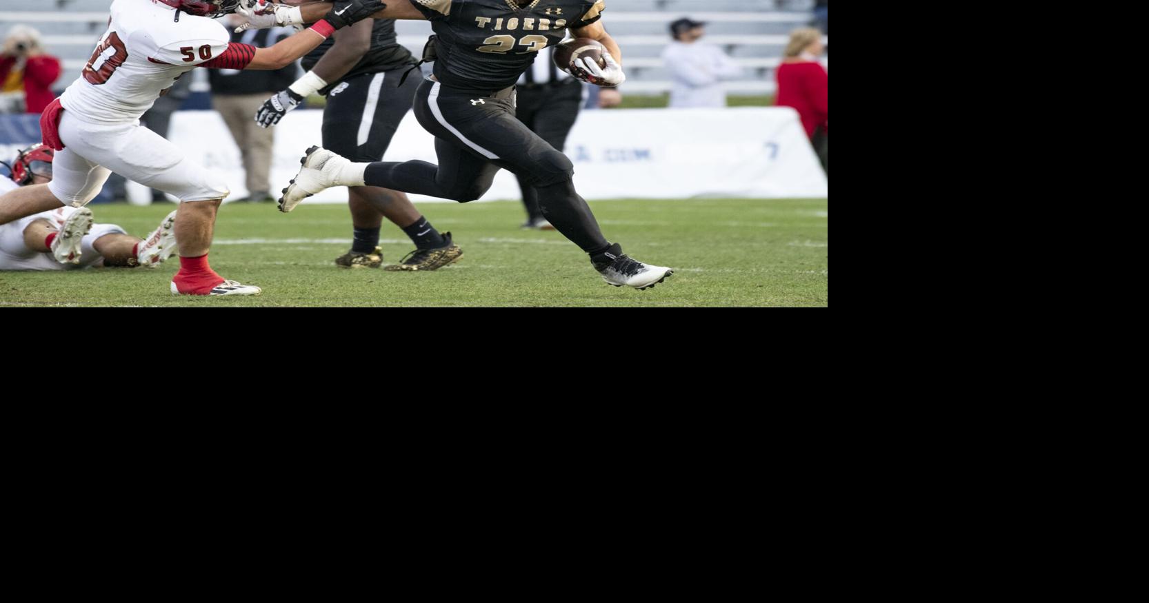 Prep football: Harris takes small schools player of the year accolade ...