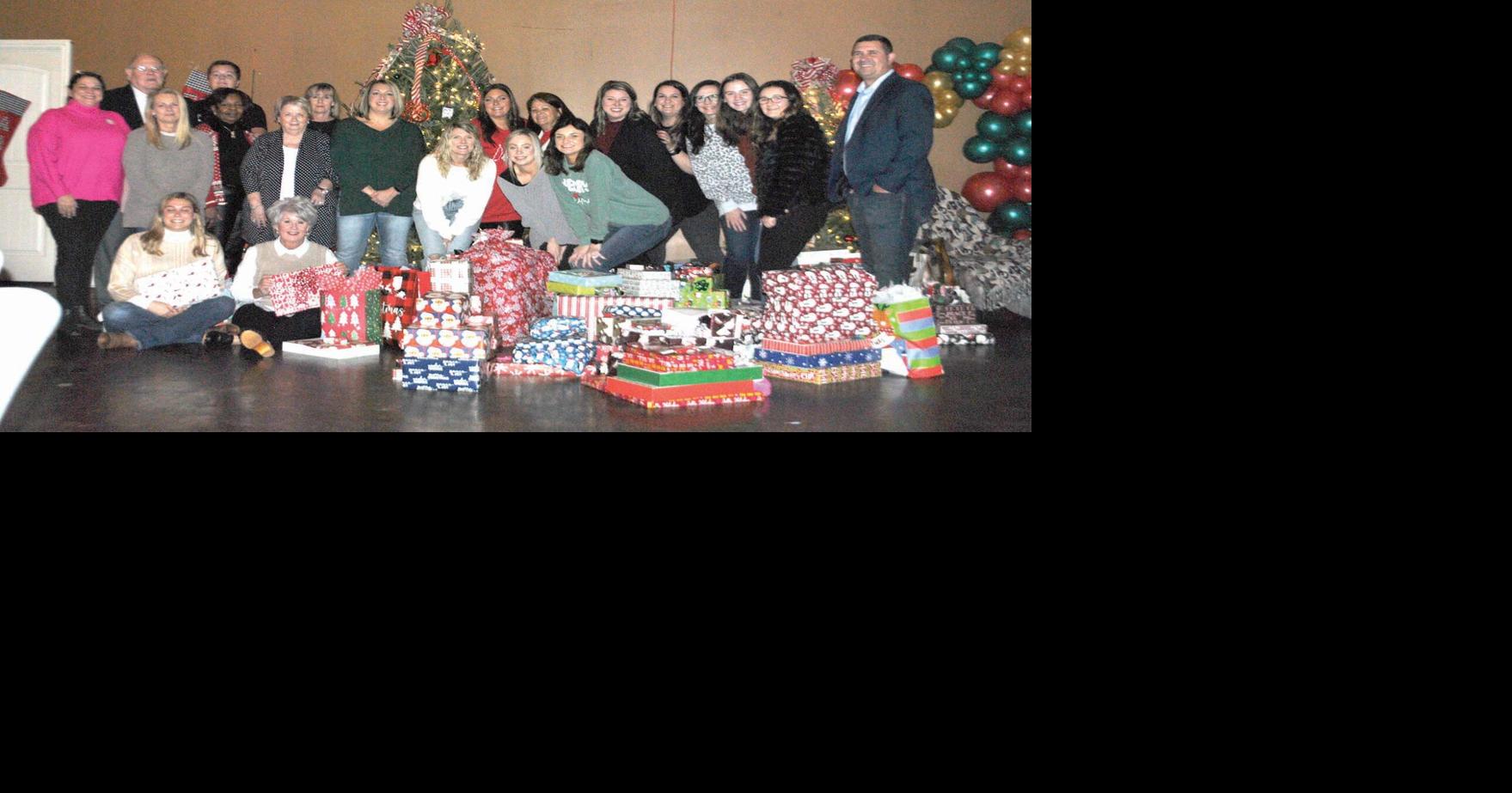 Arc of St. Clair delivers holiday joy at party | News | annistonstar.com