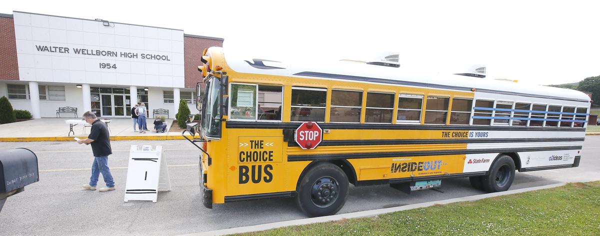 Choice Bus | Slideshows | annistonstar.com
