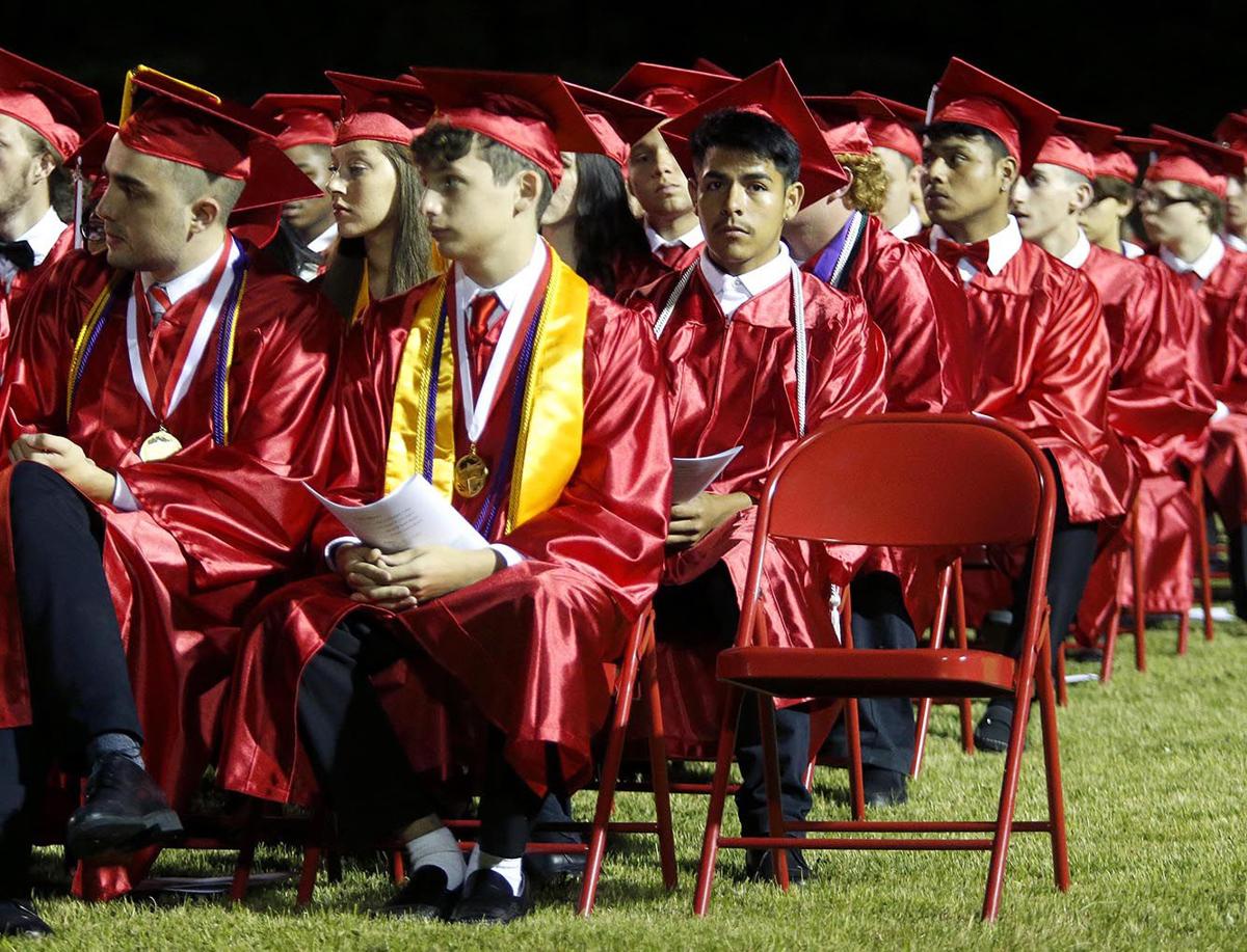 Photo Gallery: Saks High School Graduation | Slideshows | annistonstar.com