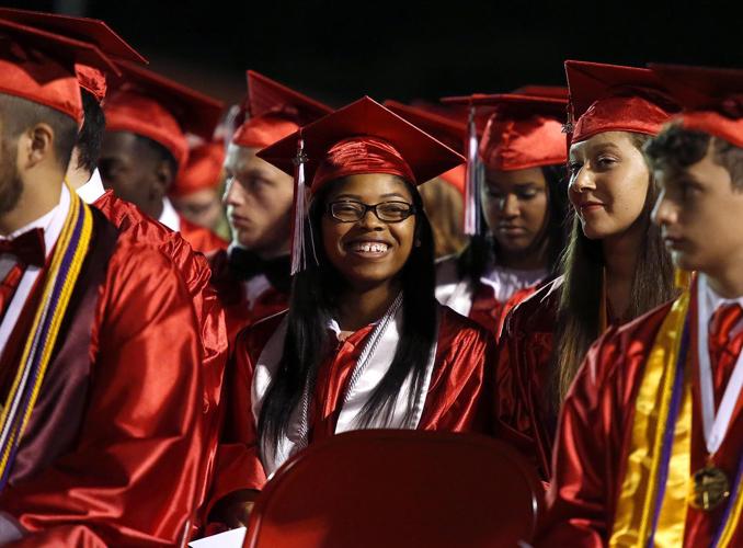 Photo Gallery: Saks High School Graduation | Slideshows | annistonstar.com