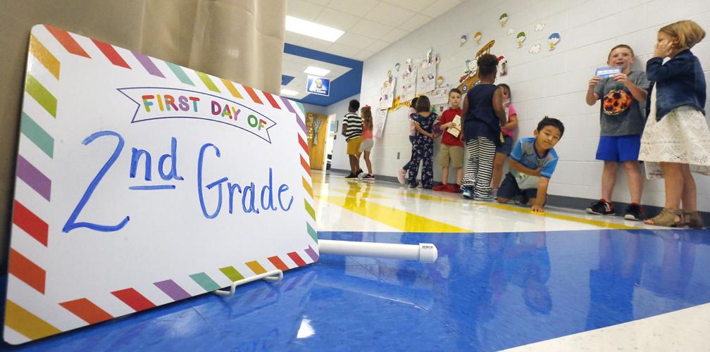 Photos: First Day of School at Kitty Stone Elementary in Jacksonville ...