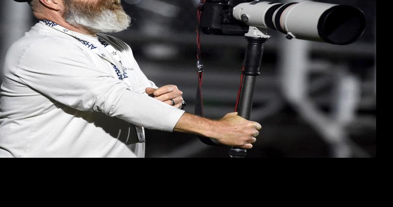 Bob Crisp wraps up photojournalism career at Daily Home | News ...