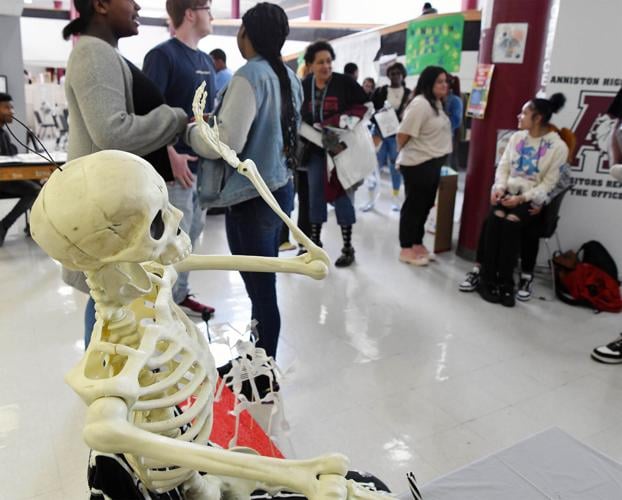 PHOTOS: Anniston High School stages math, science exhibits for families ...