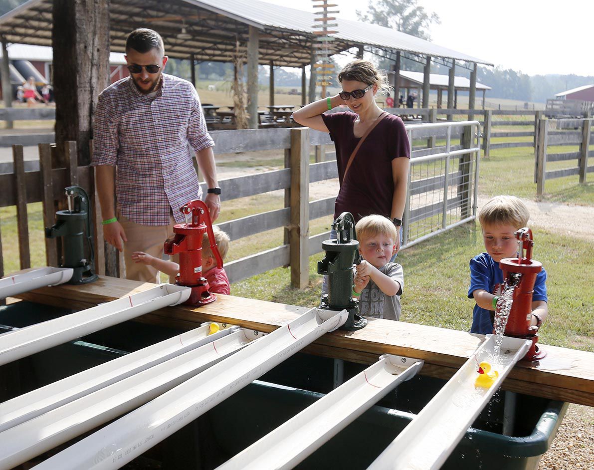 Photos: Opening Day at Bennett Farms in Heflin | News | annistonstar.com