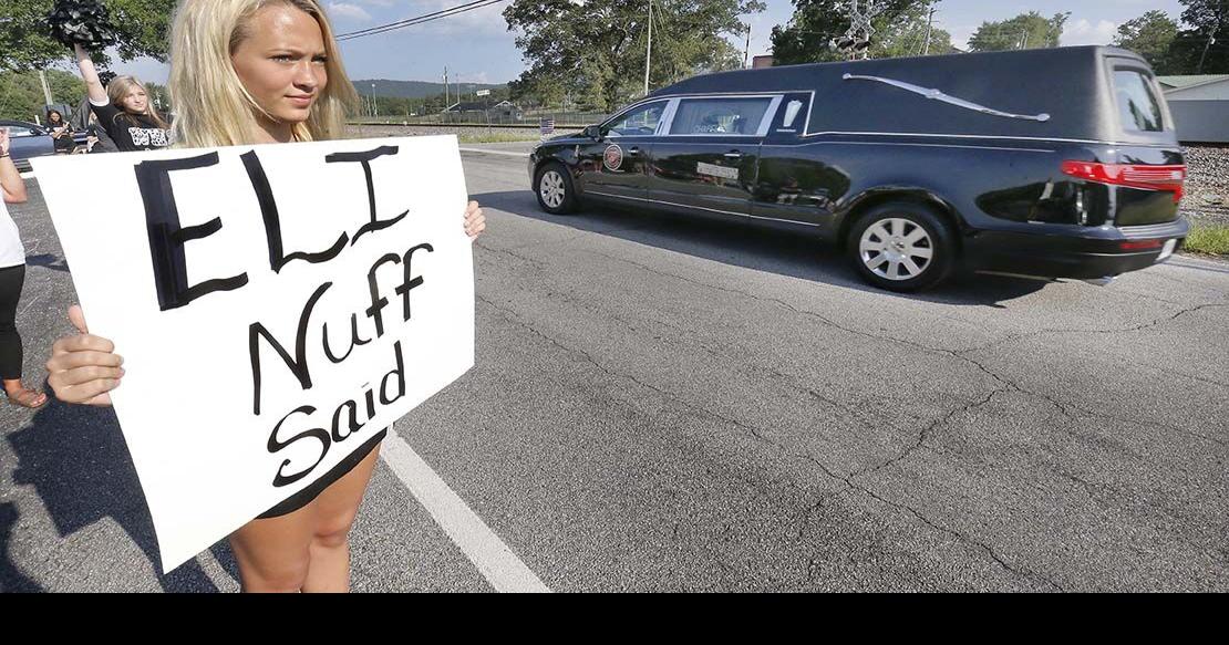 Mourners pay respects to Eli | Calhoun County | annistonstar.com