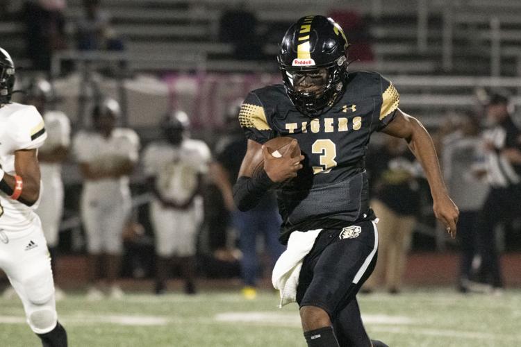 Photos: Comer hosts Lanett - 2A Football Playoffs | Slideshows ...