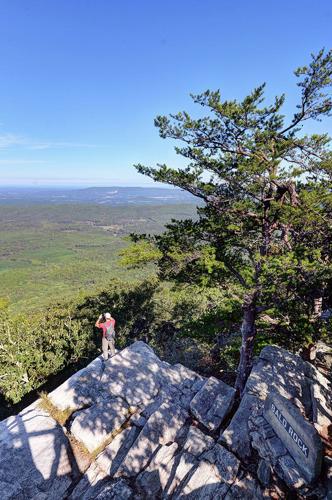 Visitors flock to Mount Cheaha thanks to cooler weather | Cleburne ...