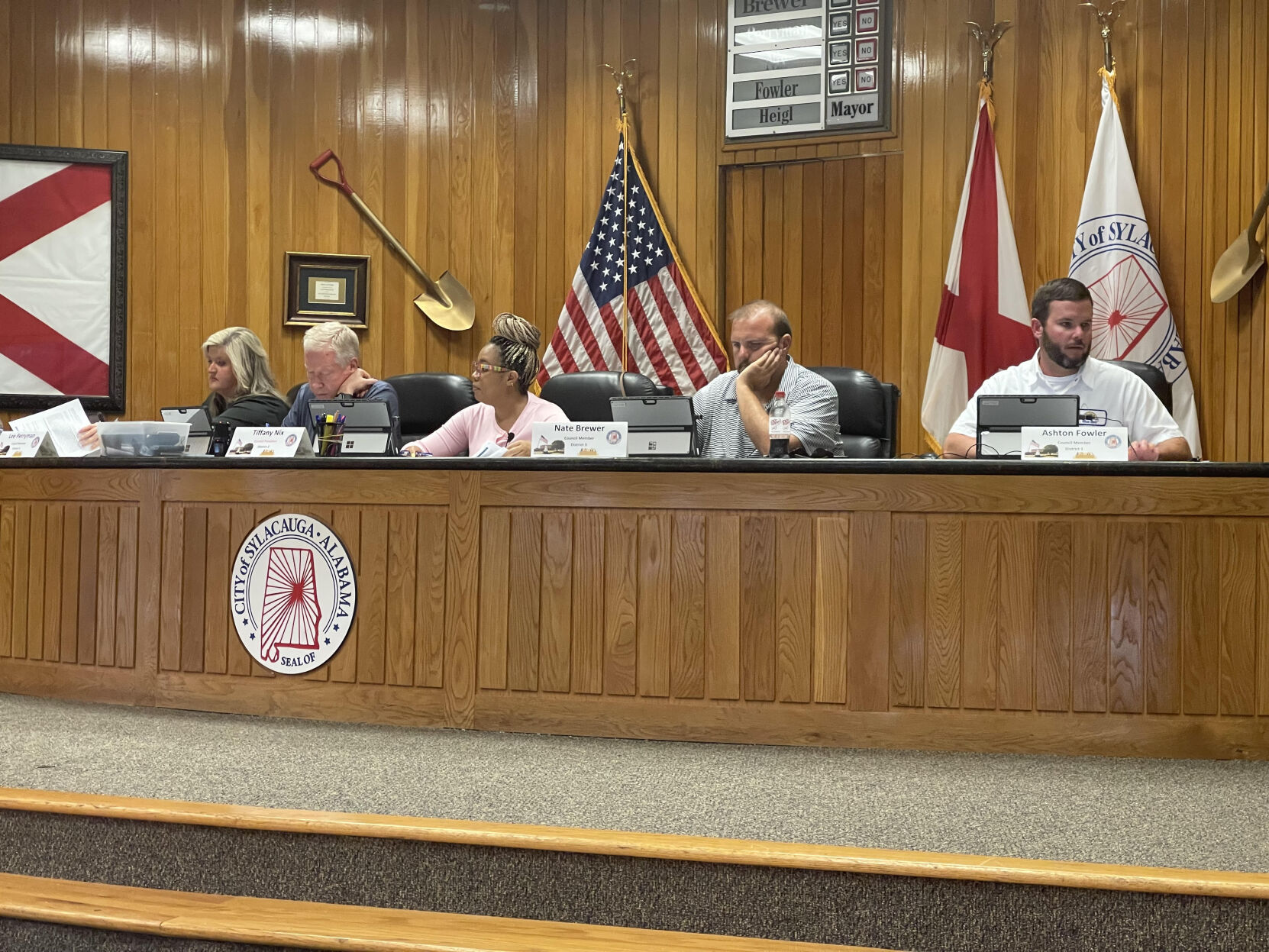 Heigl calls service as mayor ‘great honor’ Tuesday a night of farewells ...