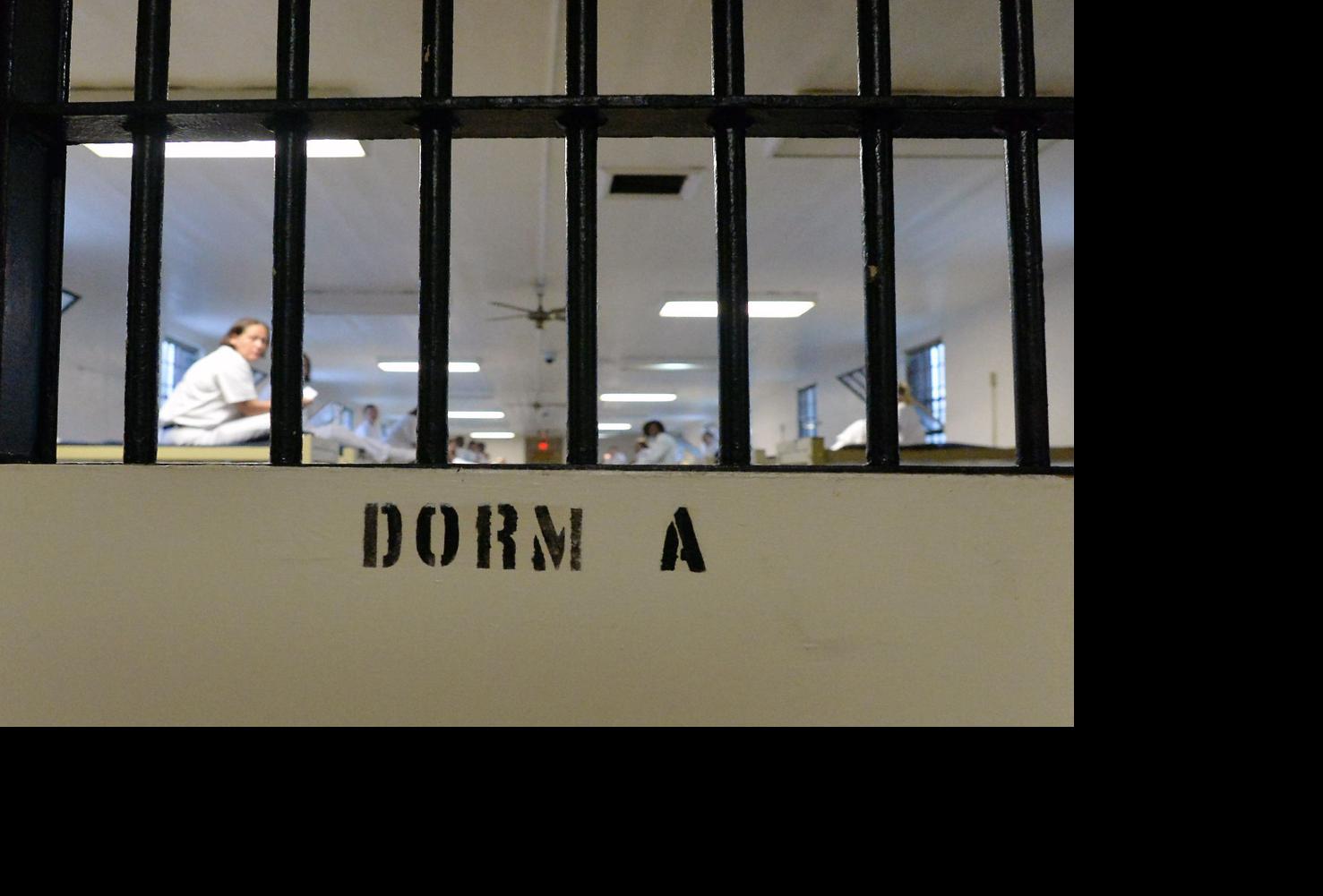 Alabama prison officials: 17 facilities have no working fire alarms ...