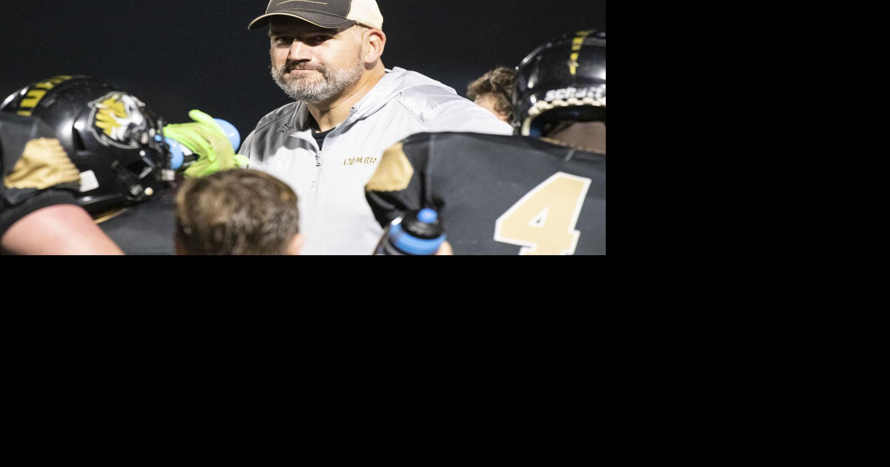Prep football: B.B. Comer shows grit on the road to advance to state ...