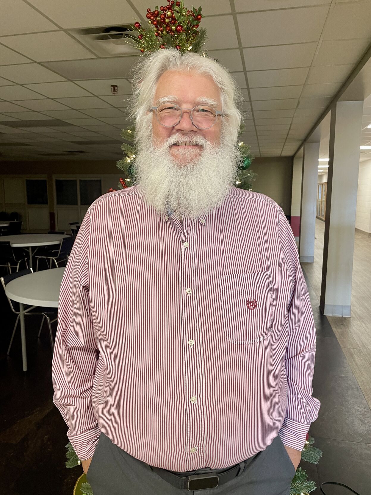 Dale Smith has poignant experience as Santa talking with a pre-teen ...